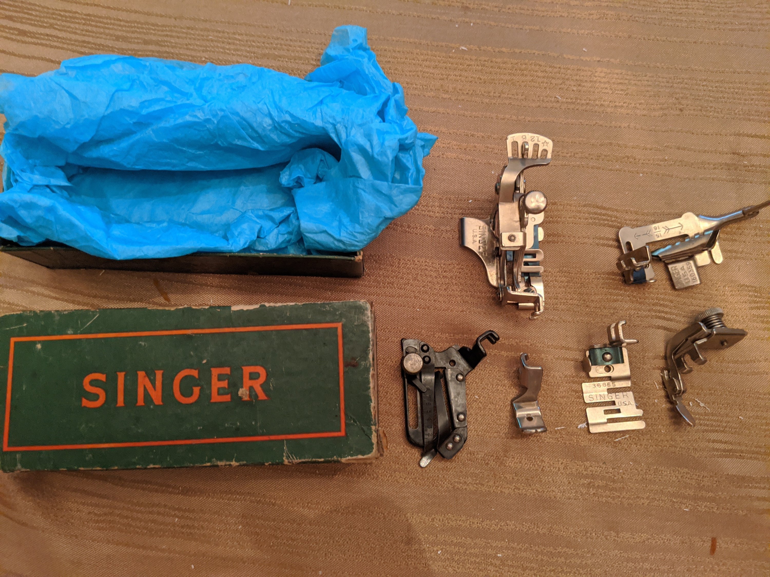 Vintage singer attachments – 我是最好姐